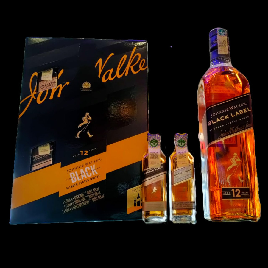 Johnnie Walker 12 Years (Combo Pack)